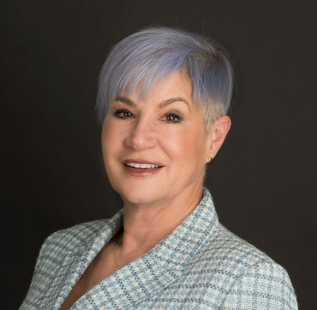 Diane Howard - Strauss Center