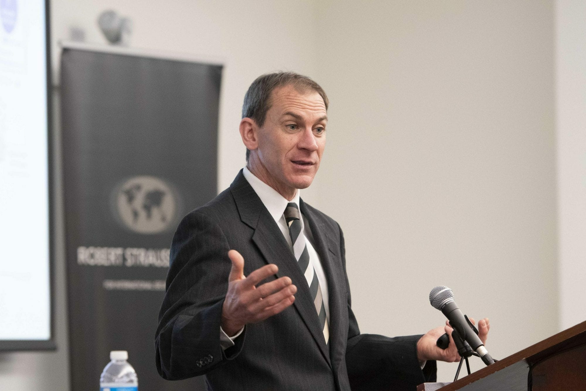 Russian Hybrid War, Ukraine, and US policy - The Strauss Center