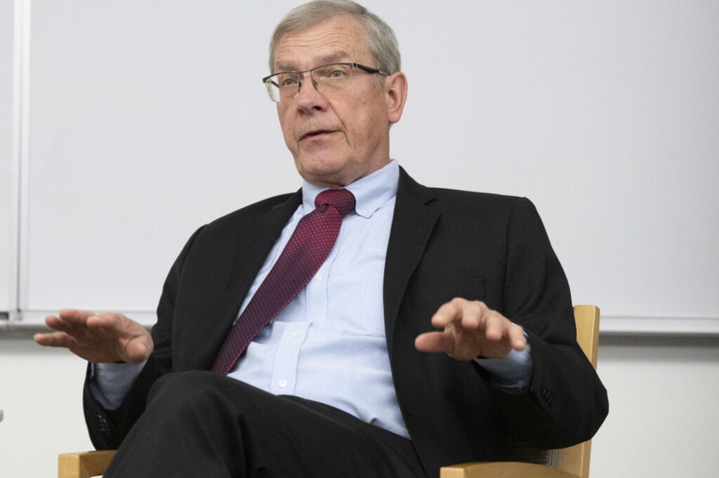 9/11: What Happened? What Changed? - The Strauss Center